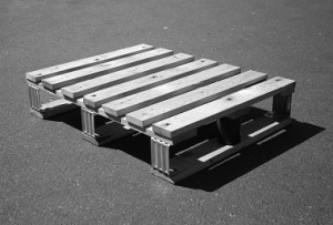 Display pallets | ADLERPACK - All types of wood packaging